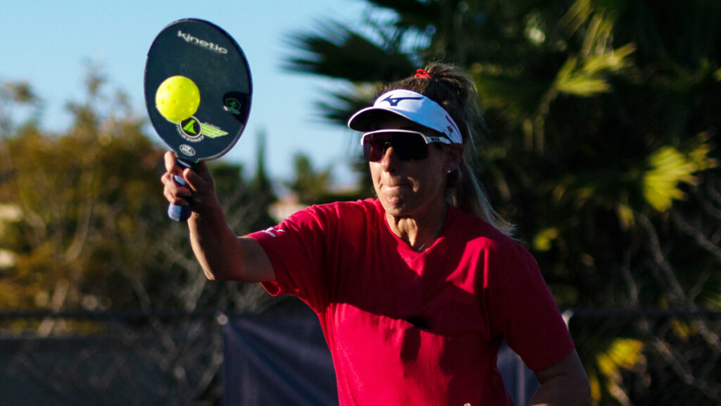 How to use lobs in your attack in pickleball